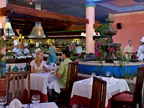 Sandos Playacar Beach Restaurants